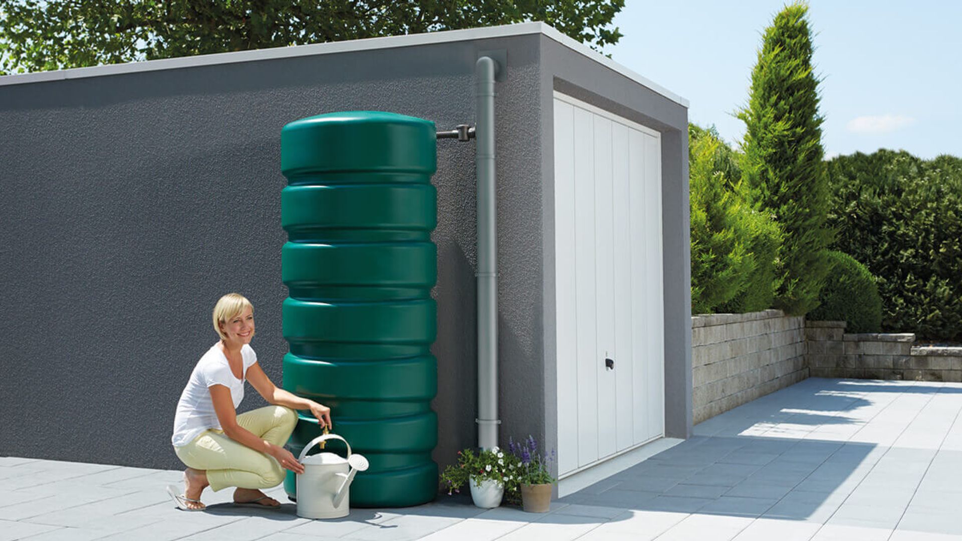 Code 650 litre Heavy Duty Square Water Butt